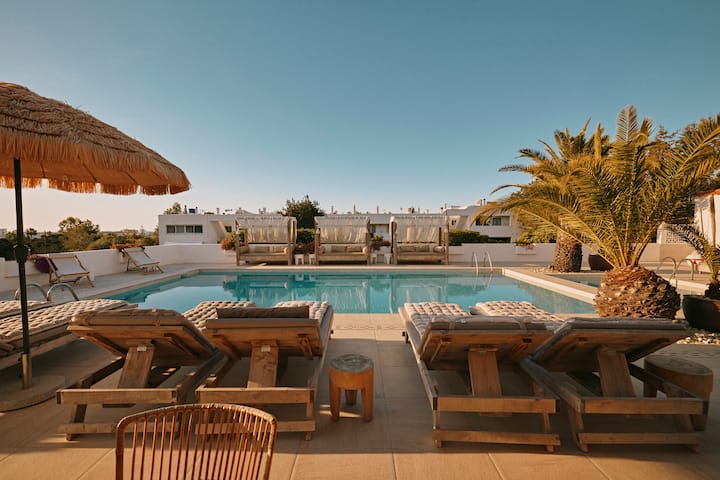 Un Alojamiento Diferente En Ibiza;) - San Antonio Abad