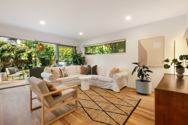 Local Palms - Byron Bay. Walk To Tallows - 拜倫灣