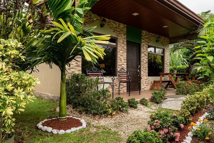 Acuarelas Del Arenal-green Cabin - La Fortuna