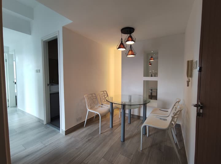Near Ho Man Tin / Hung Hom Mtr, 3-bedroom Suite - Tseung Kwan O