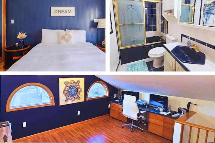#1 Private Suite Jacuzzi & Skylit Loft Office - Everett, MA