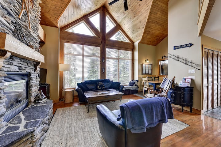 Cottage Like 4 Bedroom 3 Baths Townhome Big White - Big White Ski Resort, BC