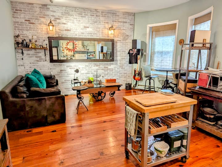 Vintage Design 1 Bedroom - Between Harvard And Mit - Cambridge, MA