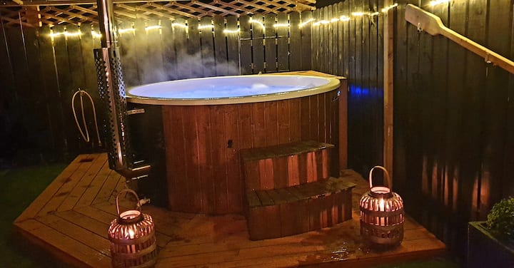 Underhill House With Hot Tub To Relax And Explore - Letterkenny