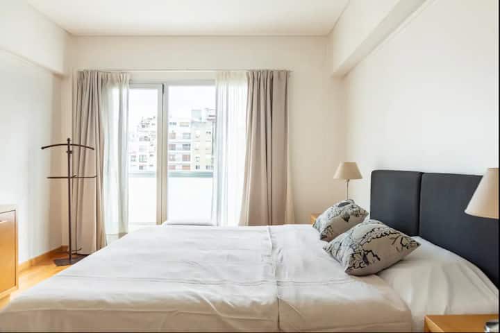 Excellent Location In Recoleta 2bdra - Buenos Aires