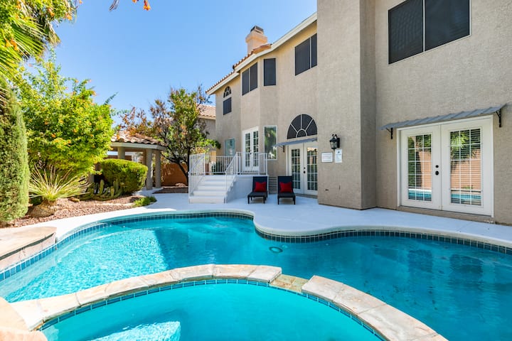 Spacious 5br W/optional Heated Pool Near Strip - 亨德森