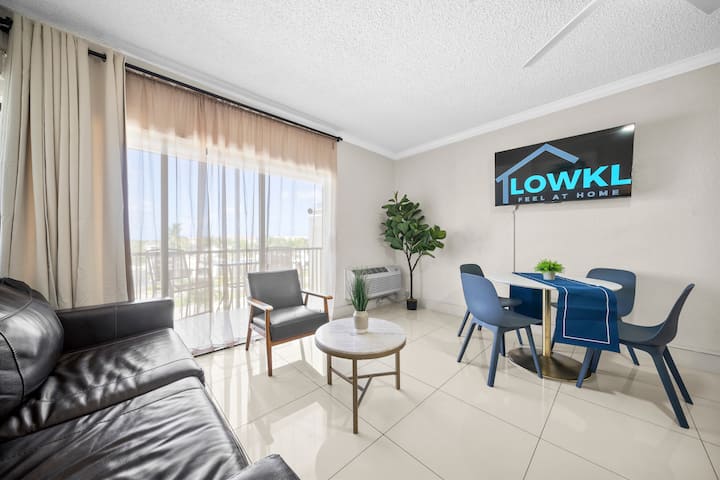 Lovely Queen Studio In Boca (Pool-gym-parking) - Boca Ratón, FL