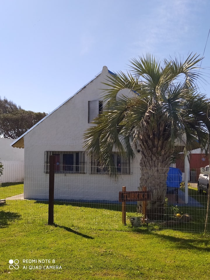 Casa P/ 7 Personas 2 Cuadras De La Playa. Turkika - Castillos