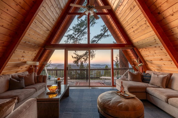 Cabin In The Sky Mid-century A-frame Views+hottub - San Bernardino, CA