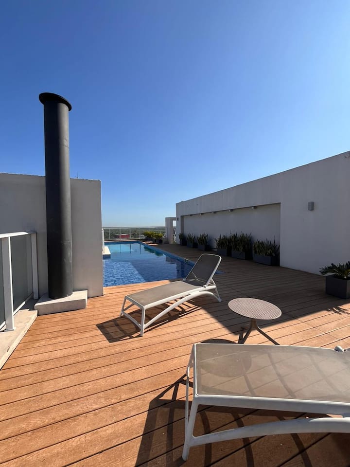 Amazing Apartment W/ Great Location And Extras - Asunción