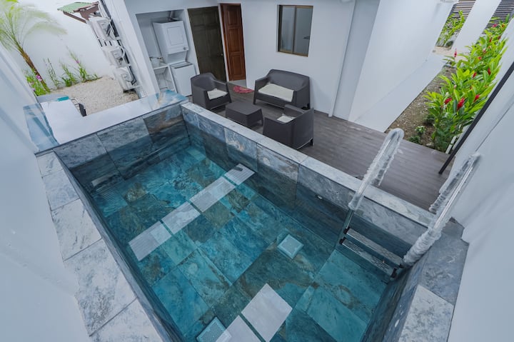 Modern Home 3br/2bth /10 Min Walk Dtwn/ac/wifi - La Fortuna