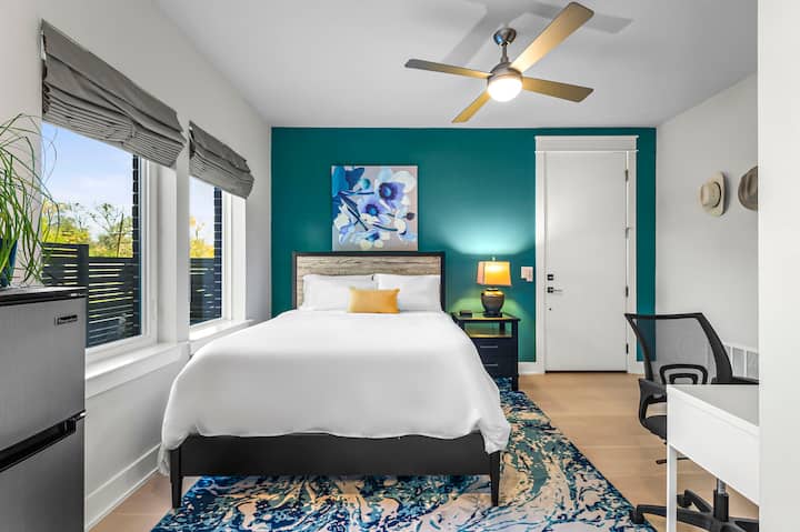 Modern East Austin Studio Apt – Near Ut & Downtown - Austin, TX