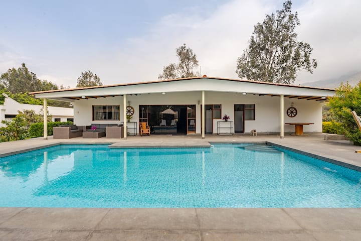 Amplia Casa Campo Cieneguilla Piscina - Lima