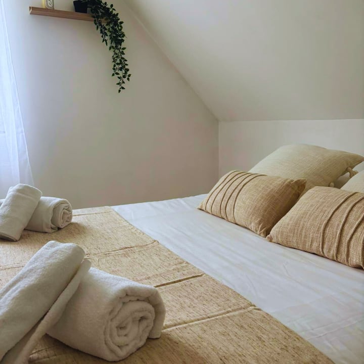 Chambre Paisible Et Cosy Au Cœur Du Haut-rhin - Guebwiller