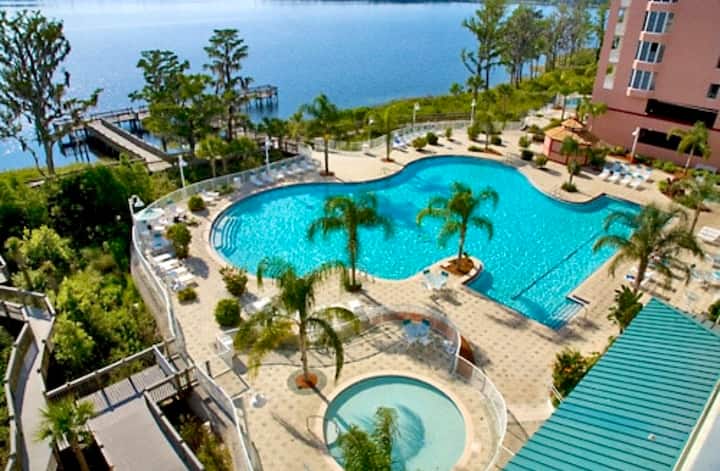 Tropical Lakefront Resort @ Disney • Best Location - Orlando