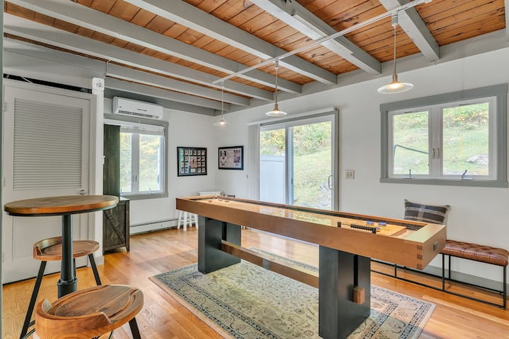 Game Room + Hot Tub - 7br Updated Home - バーモント州