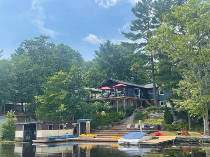 Grand Maison Bobcaygeon - Bobcaygeon