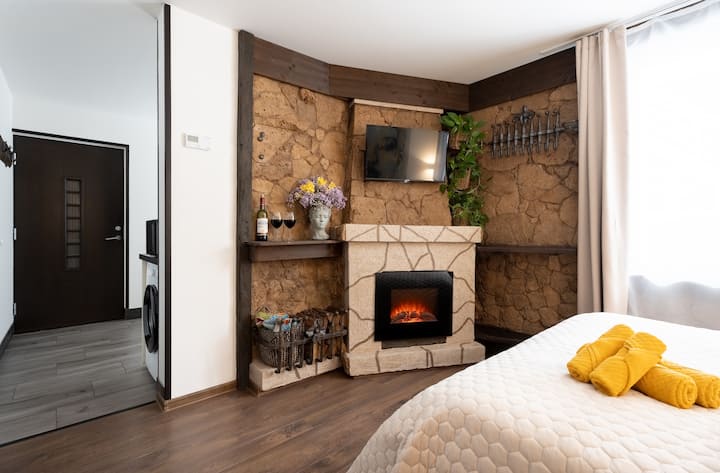 Romantic Apartment With Electric Fireplace - Riga