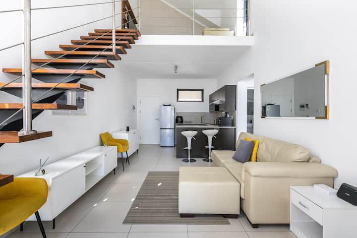 Serene Loft Unit In Fourways - Midrand