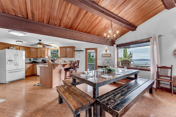 Lake House And Cottage/fire Pit/grill, Game Room - Kimberling City, MO