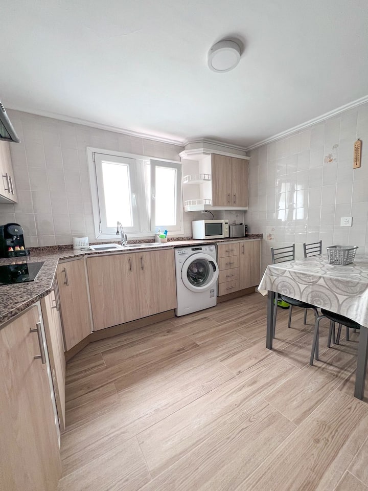 Piso Recién Reformado Con Vistas. - Torres Torres