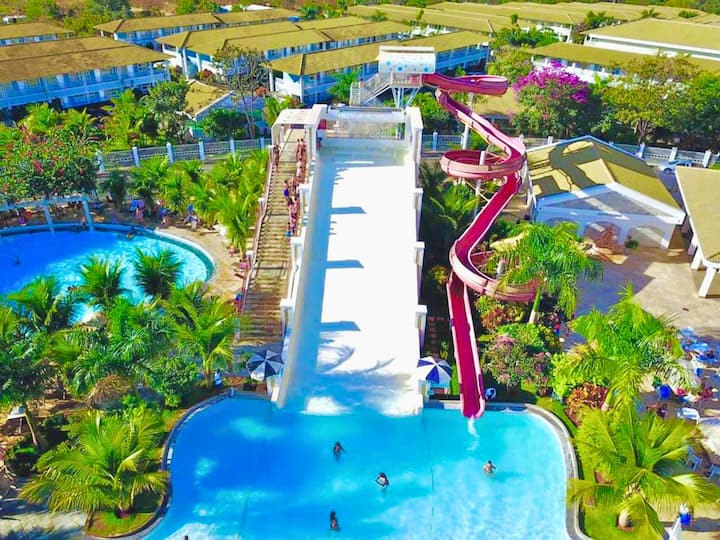 Lacqua Diroma – Piscinas Top - Caldas Novas