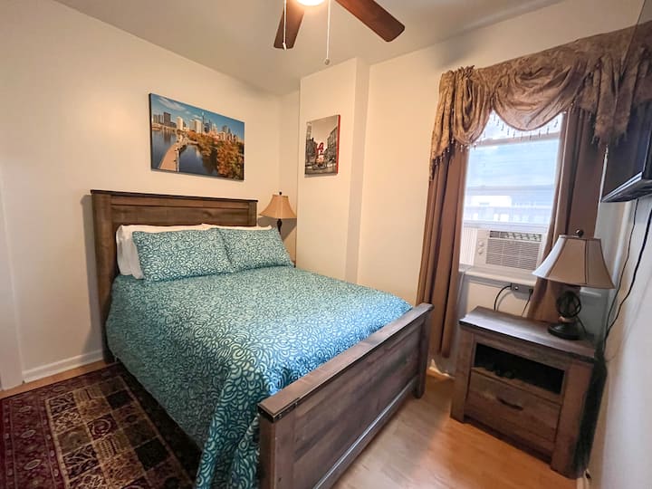 Sweet Small Studio - Philadelphia, PA