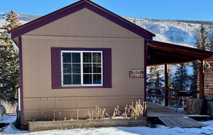 Blue Spruce Cabin @ Riverbend Resort - South Fork, CO