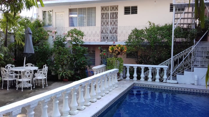 Departamento Equipado, A 5 Minutos De Playa Caleta - Acapulco