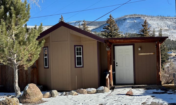 Hummingbird Cabin @ Riverbend Resort - South Fork, CO