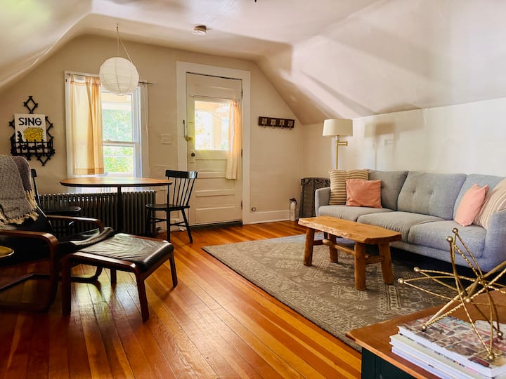 Cozy 1bd In Burlington’s Coolest Neighborhood - Burlington, VT