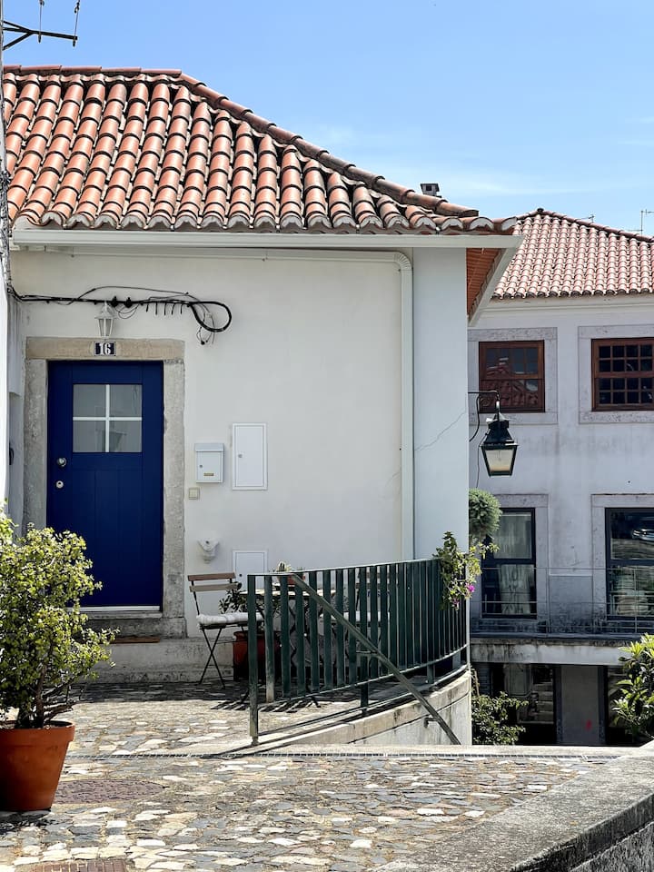 Cozy House With River Views In Historic Almada - Almada