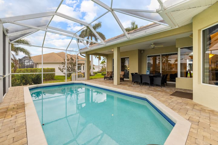 Private Pool + Dock On Marco Island - Marco Island, FL