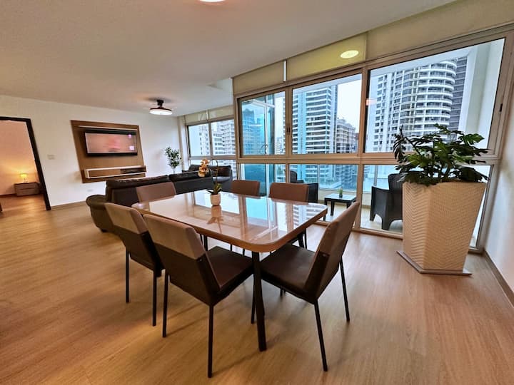 Lovely Apartment In Balboa Avenue, Best Location! - Panama