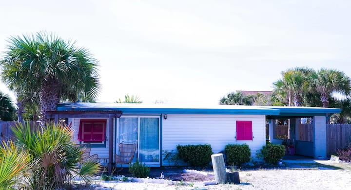 Soundside Casa Close To All The Action! - Pensacola Beach, FL