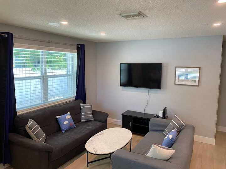 Updated 2br Apt ½ Mile To Las Olas & Beach - Fort Lauderdale, FL