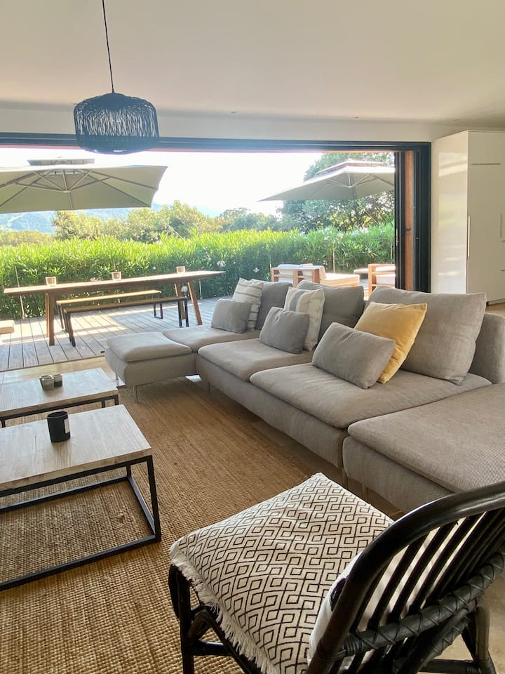 Villa Contemporaine à 500 Mètres De La Plage ! - Calcatoggio
