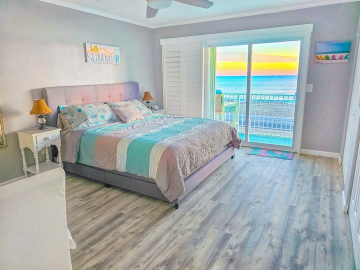 Island Dream Getaway - Beachfront 2br/2ba & Pool - Ormond Beach, FL
