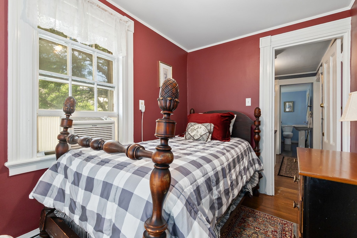 Henry Derby House - Houses for Rent in Salem, Massachusetts, United ...
