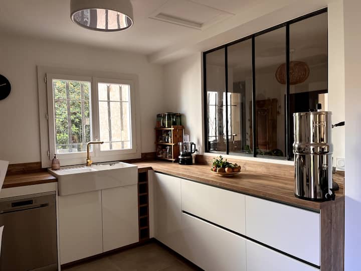 Agréable Maison 3 Chambres Et Jardin - Sanary-sur-Mer