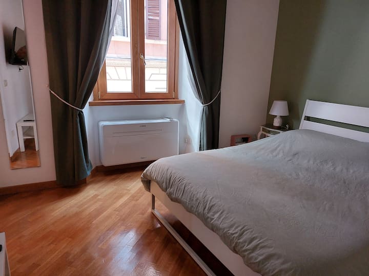 Wood Sense In Rione Monti - Monti