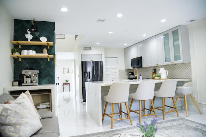 Casa Calacatta ~ By Rraccommodations - Dania Beach, FL