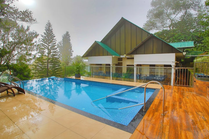 Super Deluxe - Munnar