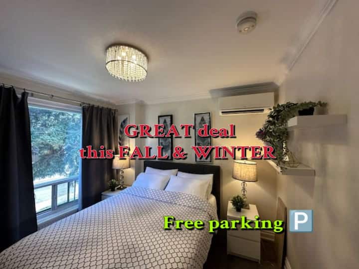 Charming Place Near Subway With Parking - Toronto