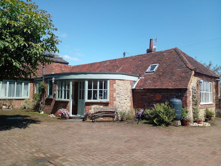 Gorgeous Rural Bungalow, Close To The Sea - West Wittering