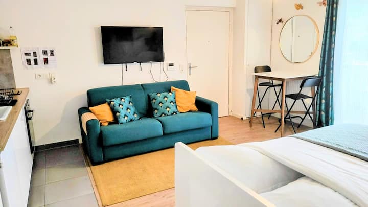 Grand Studio Neuf Et Calme Aux Portes De Paris - Bagnolet