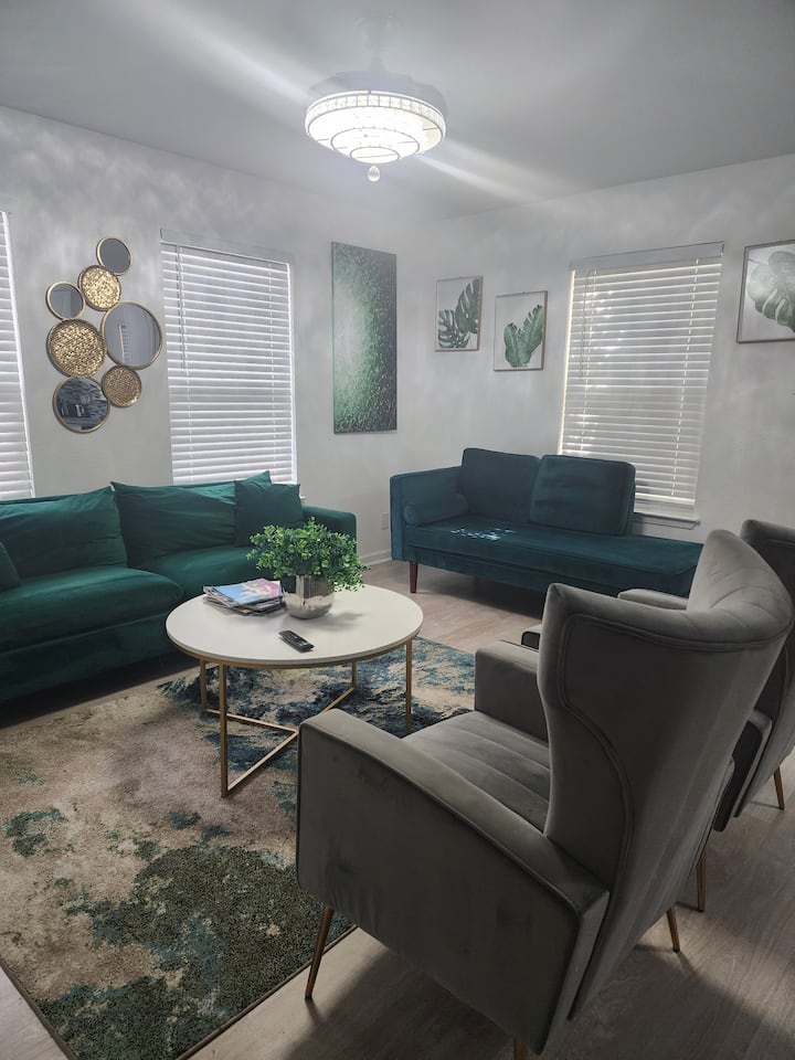 Spacious 4br Duplex - Unit B Near Dwtn Austin - Austin, TX