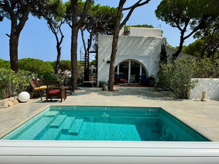 Villa Avec Piscine Sécurisée , Climatisation - Pals