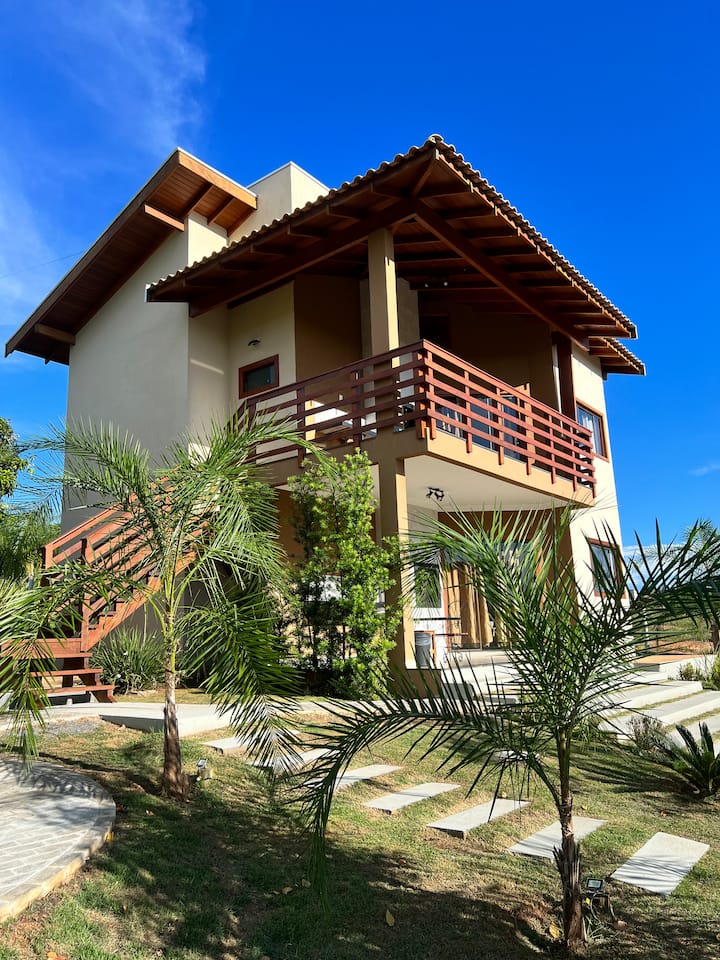 Sobrado C/ Quadra De Beach Tênis - Bonito