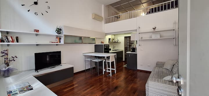 Loft Viola, A Due Passi Dal Sant'orsola - Bologna